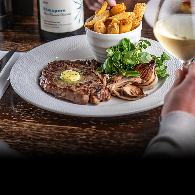 The Corner House Country Pub & Restaurant in Cardiff